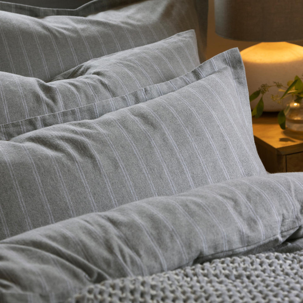 UK Bed Sheet Sizes Chart Guide | Christy